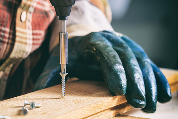 Hand and Power Tool Safety Training | BIS Safety Software