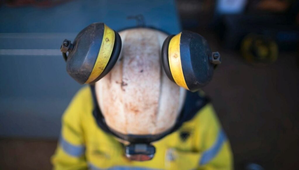 How to Reduce Noise Hazards in the Workplace | Train and Develop